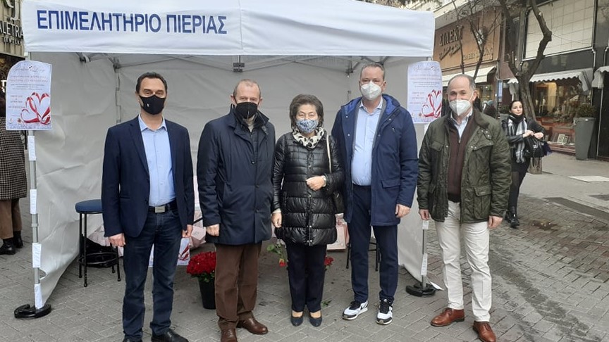 Το καταναλωτικό κοινό «αγκάλιασε» τη Γιορτή Αγοράς που συνδιοργάνωσαν ...