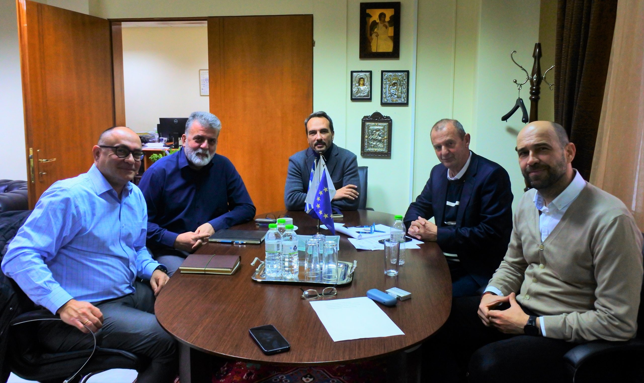 Συνάντηση του Προέδρου του Επιμελητηρίου Πιερίας με Εκπροσώπους της ...